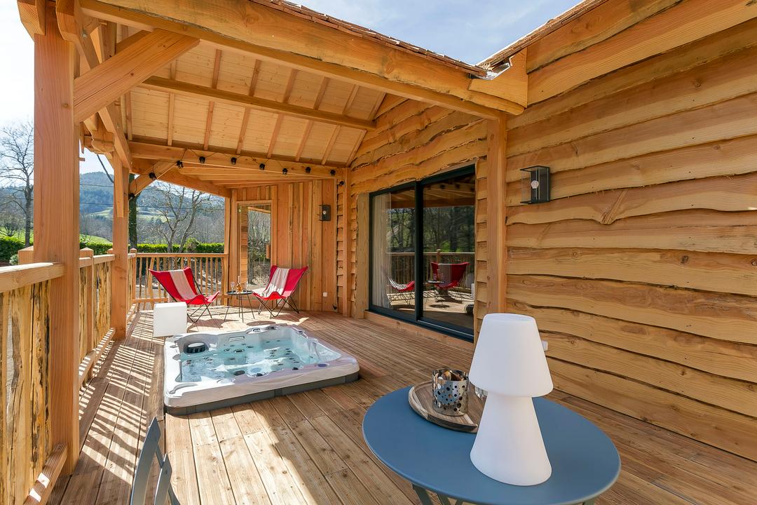Les Cabanes Suspendues - Logement insolite à Satillieu | GreenGo