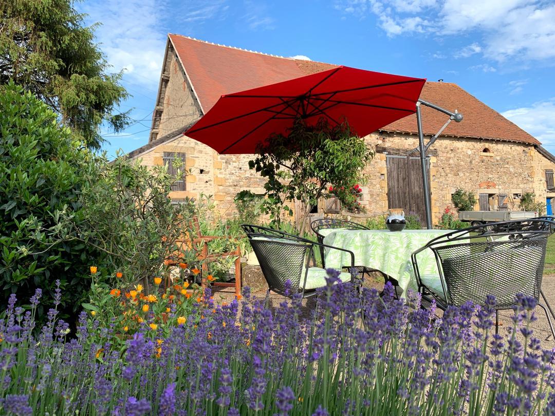 Les gîtes, roulotte et tentes de Brénazet - Gîte à Vernusse | GreenGo