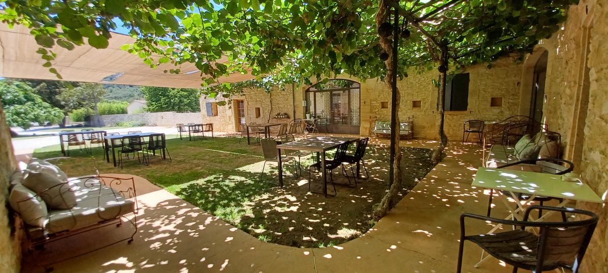 Domaine Saint Martin Côté Garrigue*** - Gîte à Valliguières | GreenGo